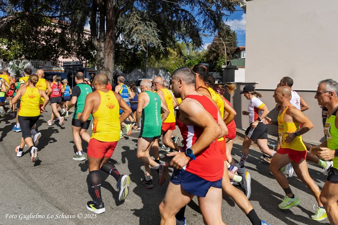 A San Costantino Calabro i campionati regionali di corsa su strada per ...